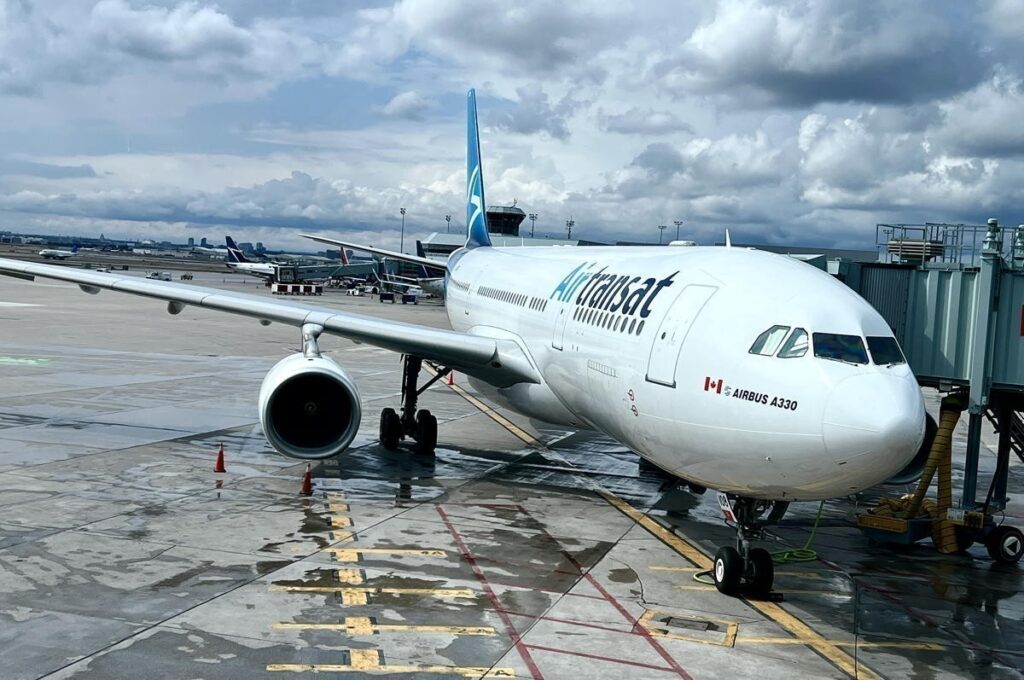 Air Transat Begins Gradual Shutdown as Pilots Issue 72-Hour Strike ...