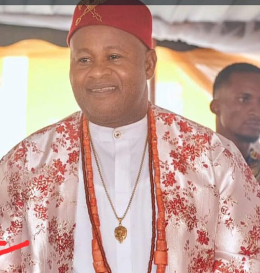Obi of Umunede Kingdom Installs Obiazikwor Oyo Egbede, as Chief Onyenwe ...